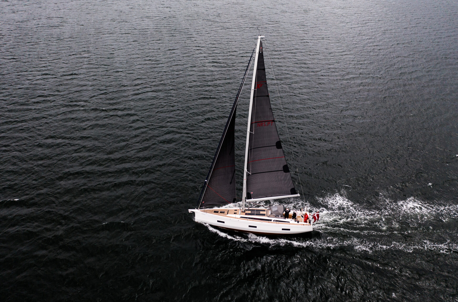 X-Yachts - Luxury Performance Cruiser Yachts