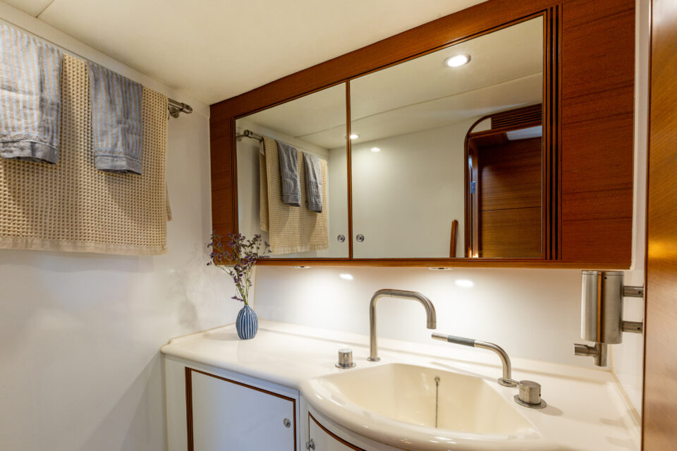 IMX 70 | X-Yachts - Luxury Performance Cruiser Yachts