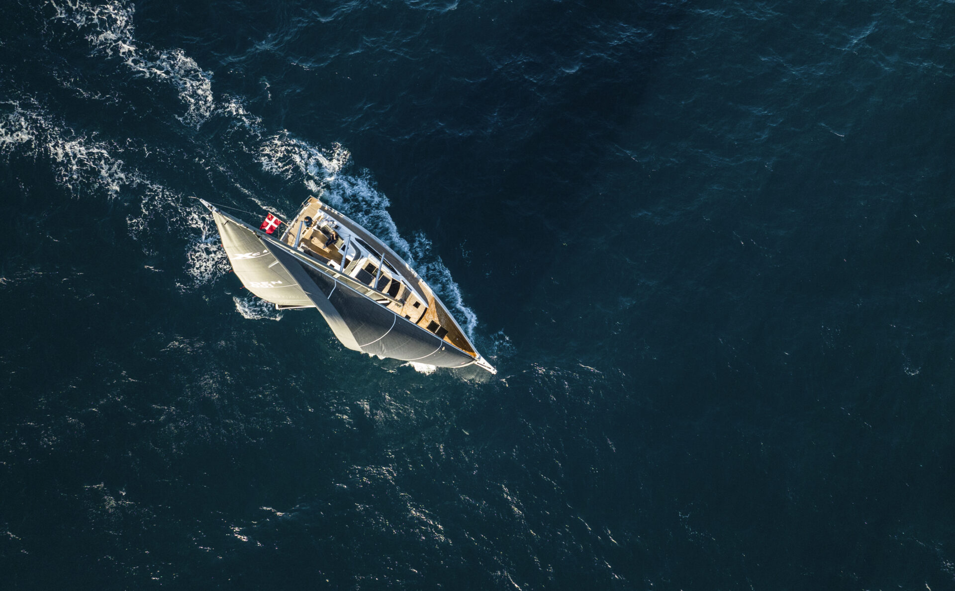 Xc 47 | X-Yachts - Luxury Performance Cruiser Yachts